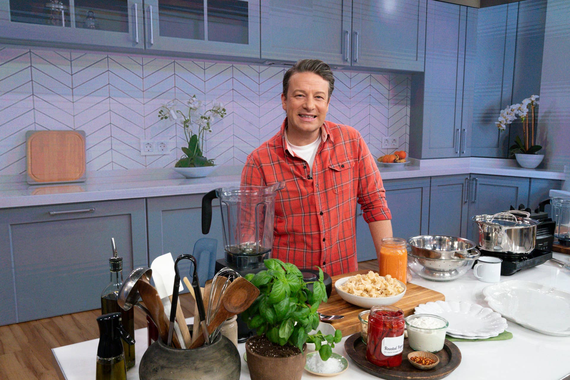 Chef Jamie Oliver On Allowing His Kids to Eat Junk Food - WeHaveKids