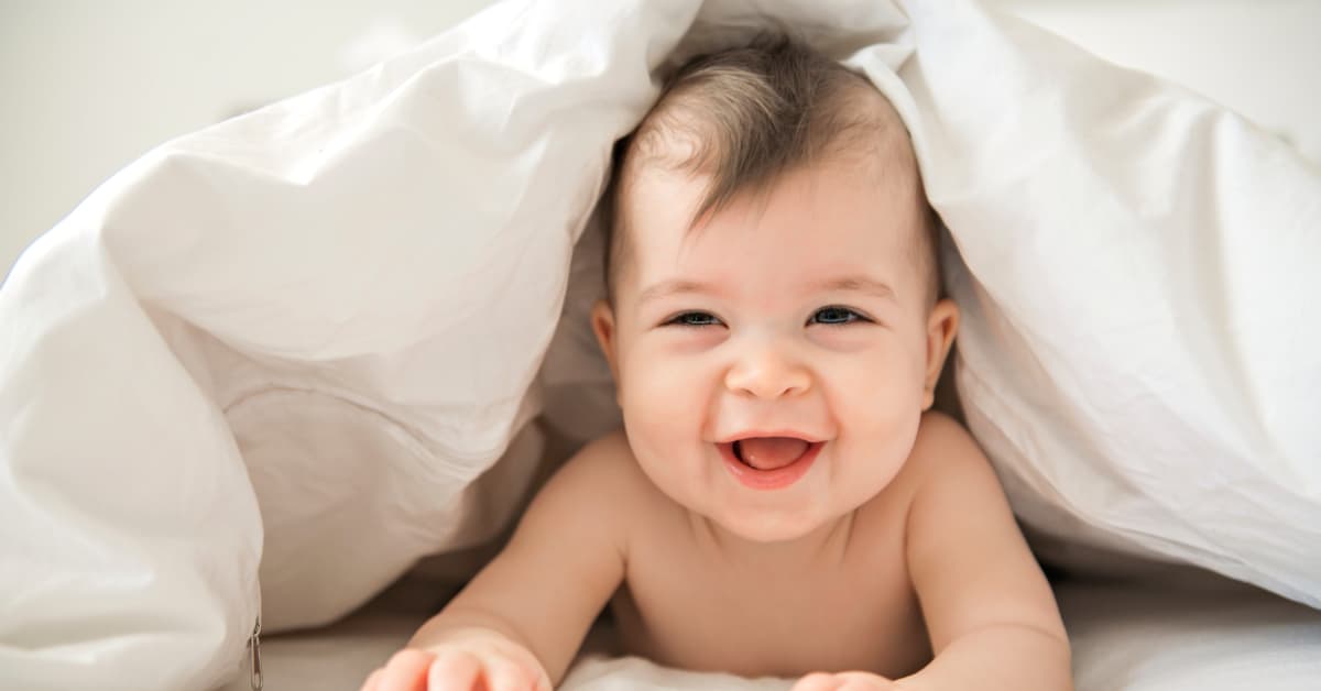 Baby's Cute Smirk While Trying to Get Mom's Attention Is Impossible to ...