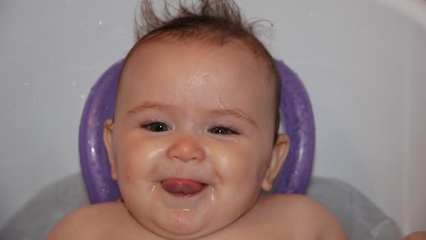 Indigenous Family Shares the Navajo Tradition of Giving Their Toddler a ...