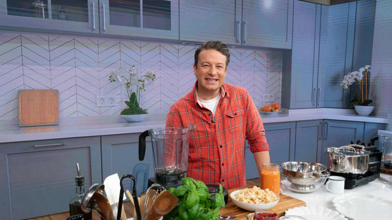 Chef Jamie Oliver On Allowing His Kids to Eat Junk Food - WeHaveKids