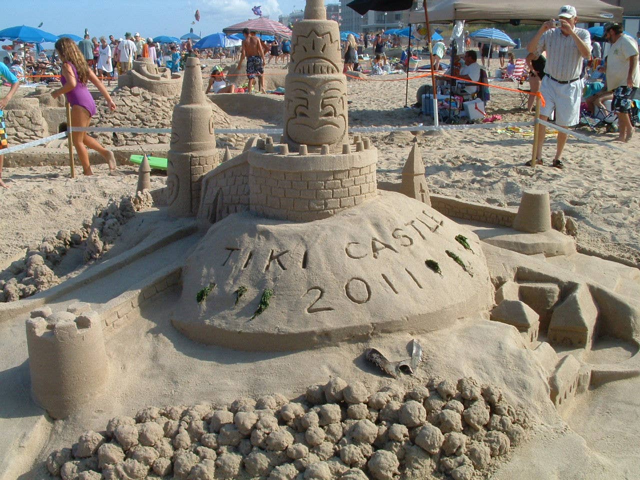 How to Build Sand Castles and Sculptures With Kids - WeHaveKids