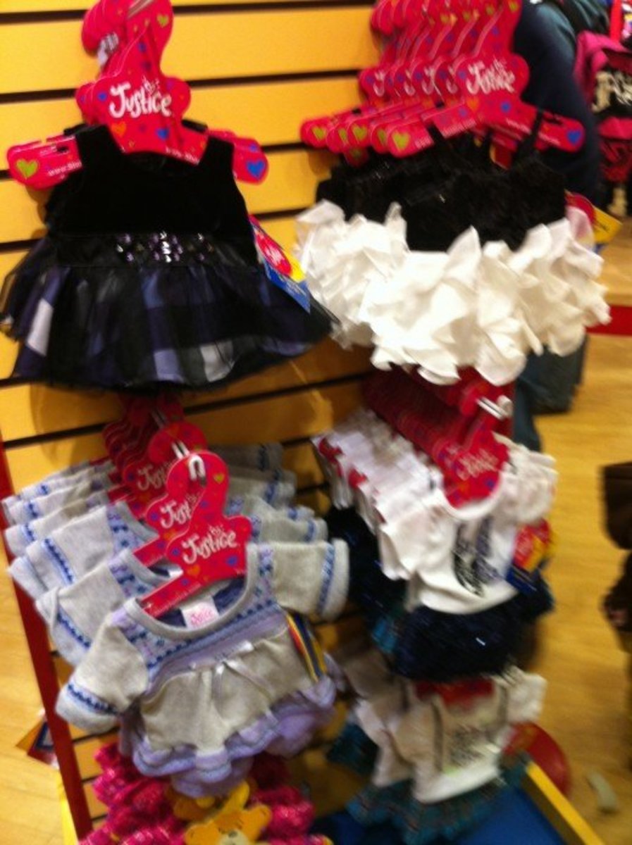 How to Make a Teddy Bear at a Build-A-Bear Workshop - WeHaveKids