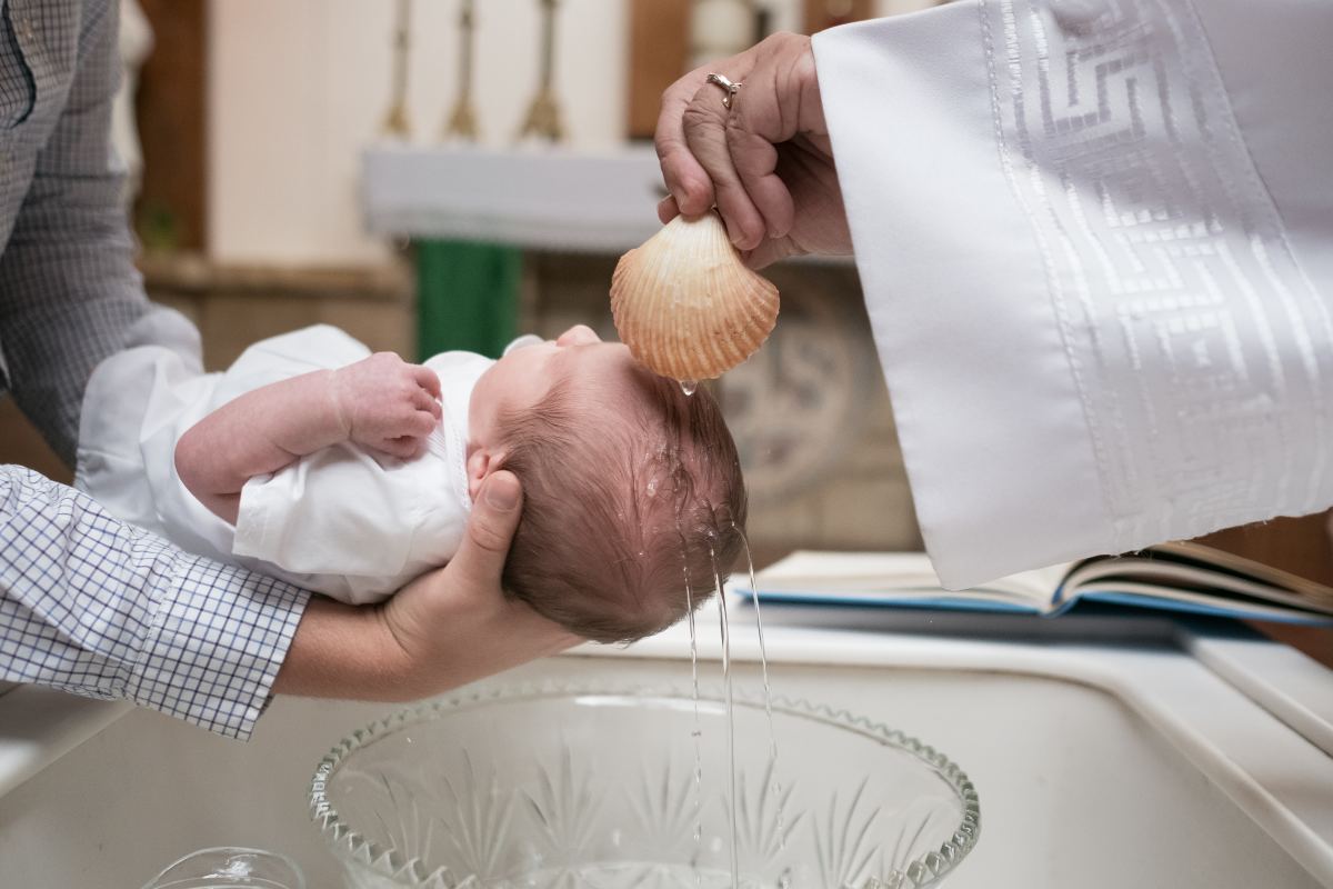 Baby’s Baptism Goes Hilariously Wrong - WeHaveKids
