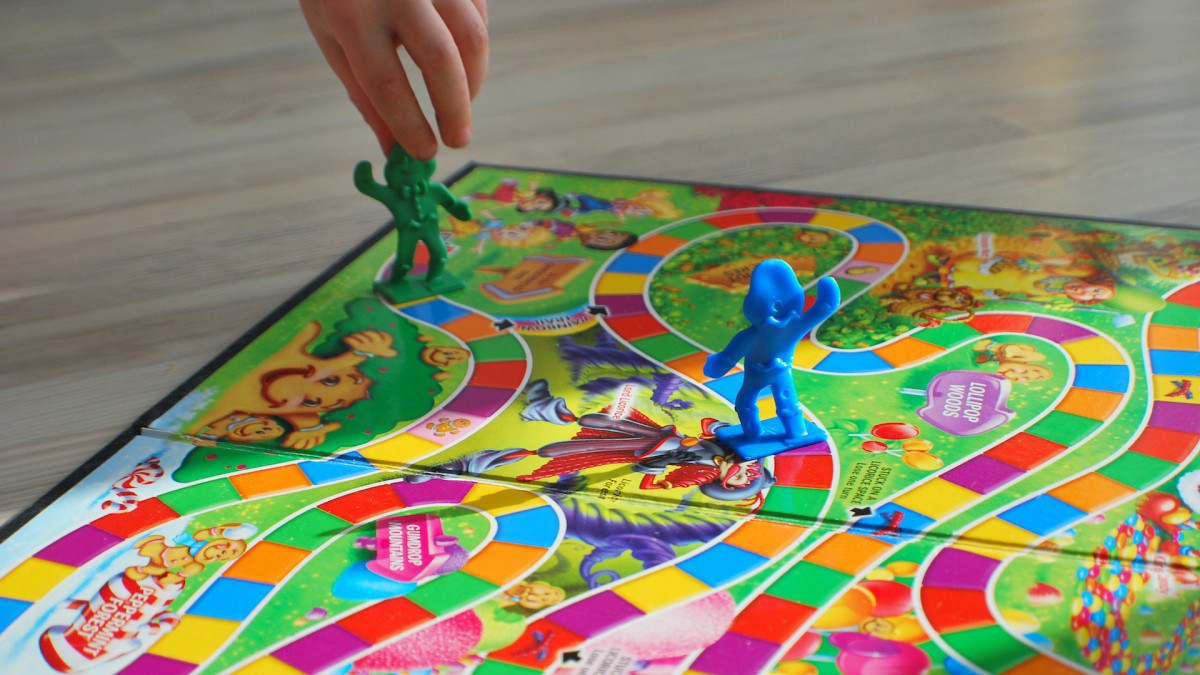 Woman Makes Life-Size Candyland Game in Her Backyard and It’s Amazing ...