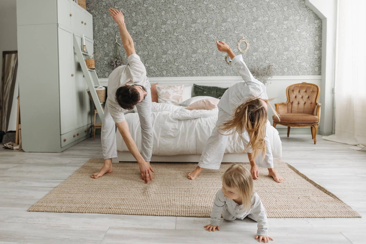 Dad Shows off Throwback Dance Moves and Daughter Is Not Impressed ...