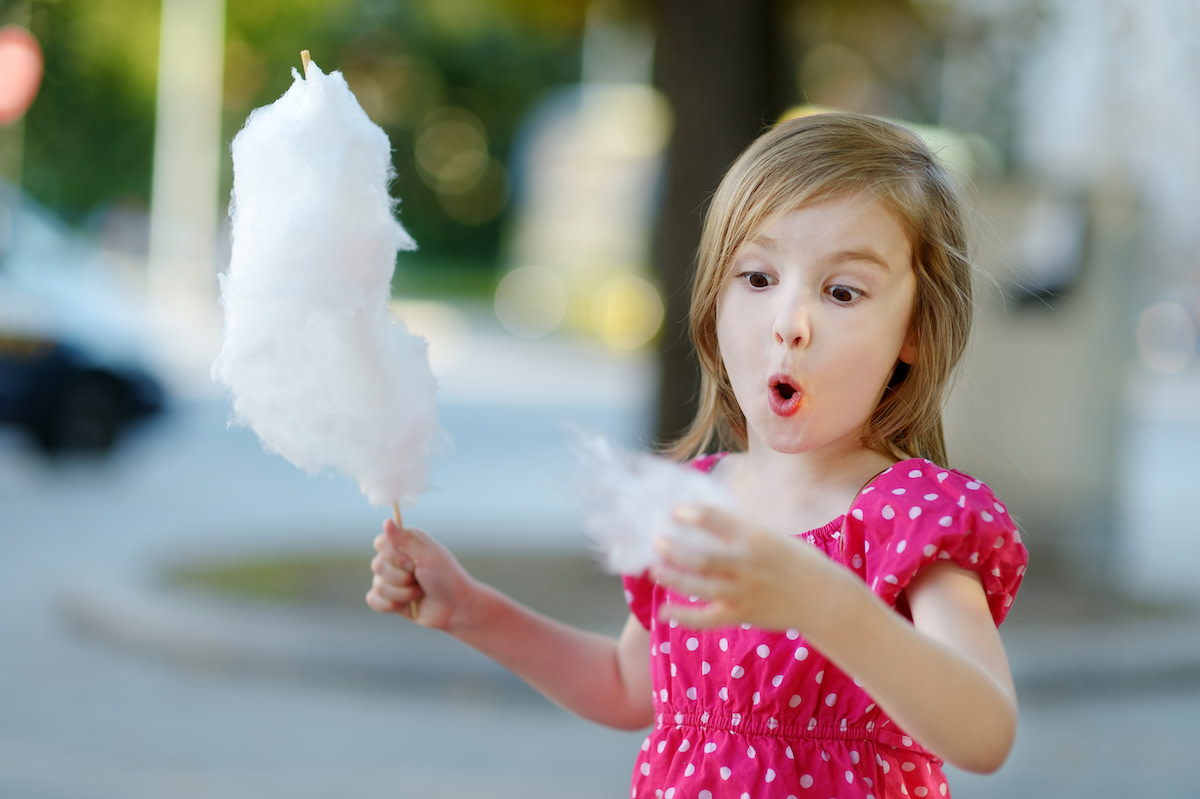 Dad Pranks Adorable Toddler With Wet Cotton Candy Trick - WeHaveKids News