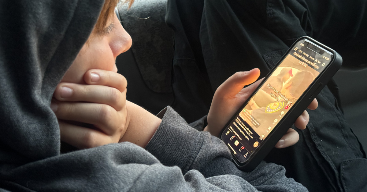 Study Reveals Positive Effects Smartphones Have on Kids - WeHaveKids